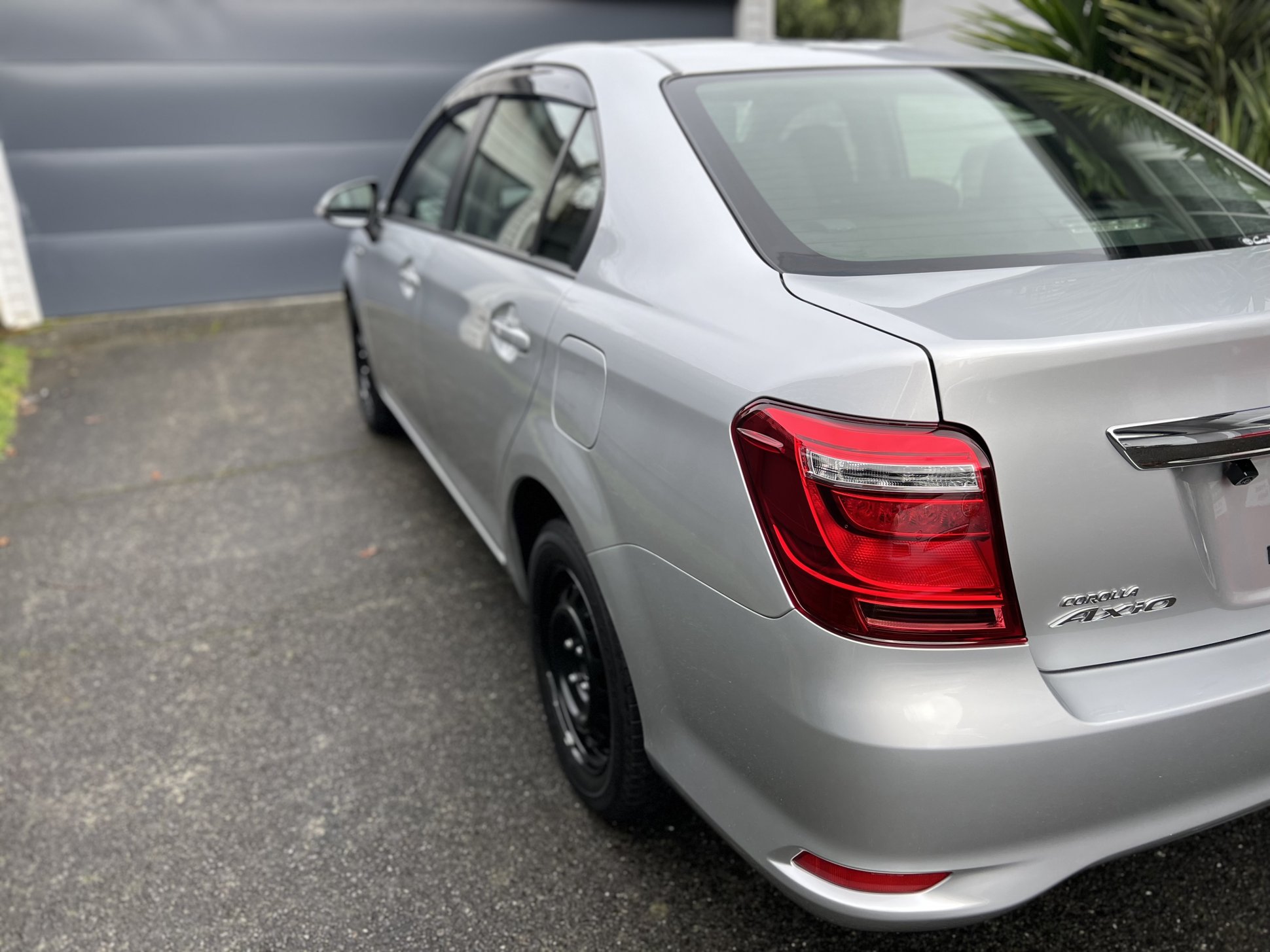 Divine Cars - Products details | Toyota Corolla Axio Hybrid 2017